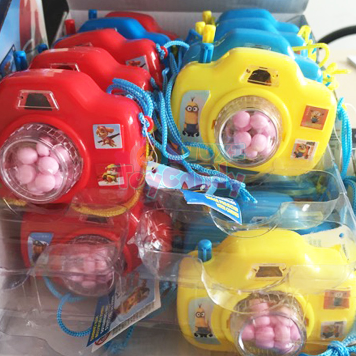 Minions Water Pistol and Candy - Wuxi Toy Candy Company China